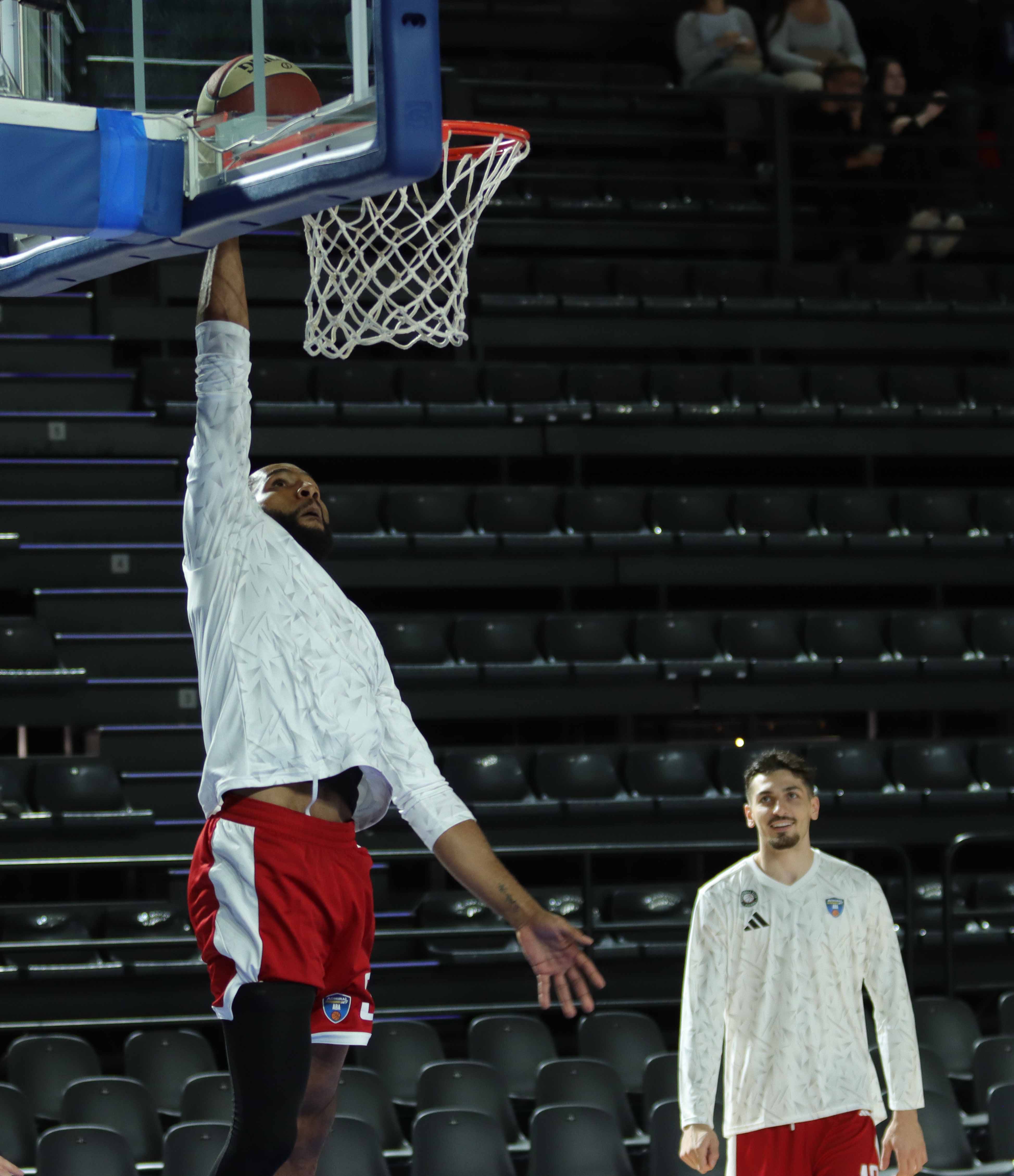 SPR - VIE > Match : ABA League