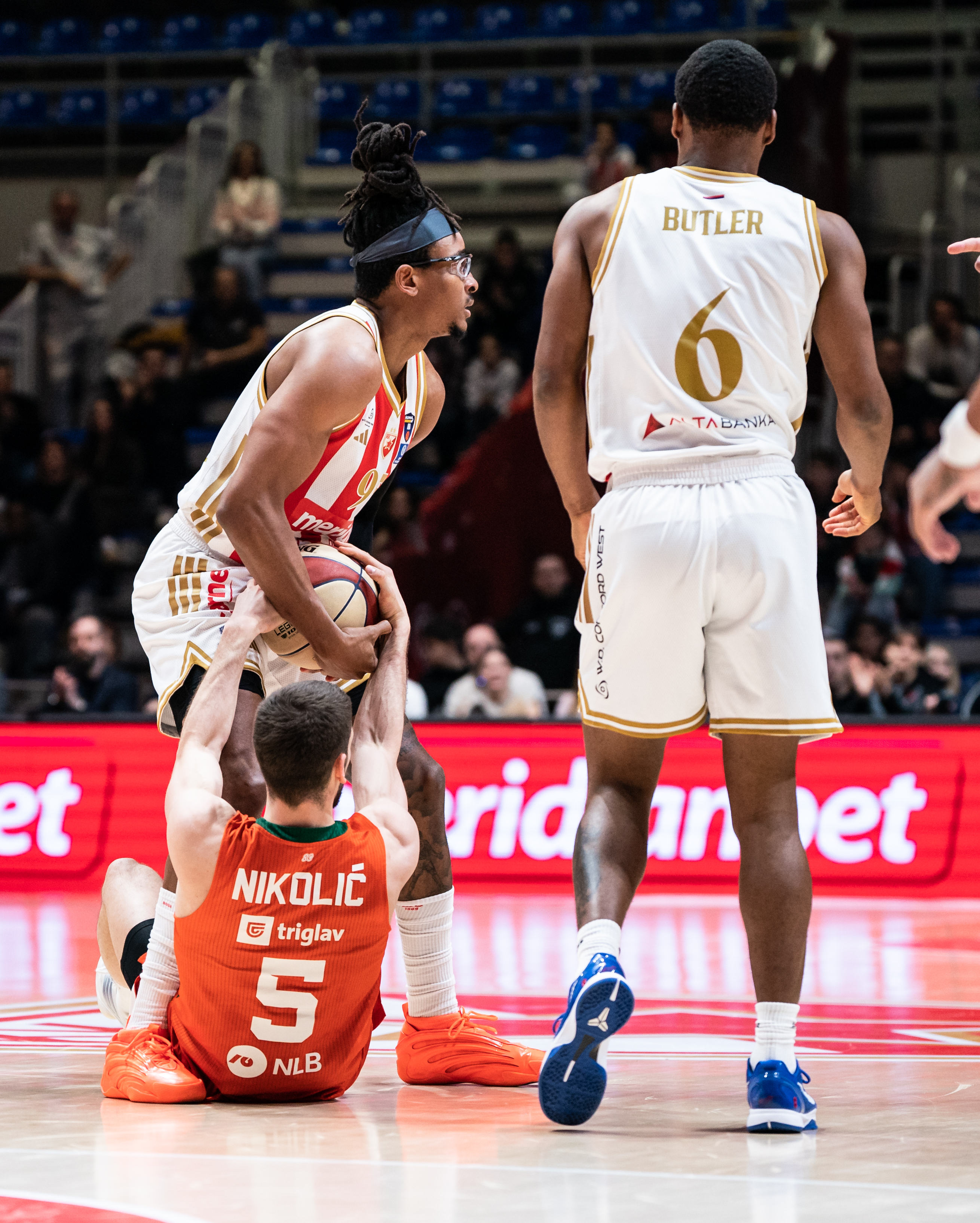 CZV - COL > Match : ABA League