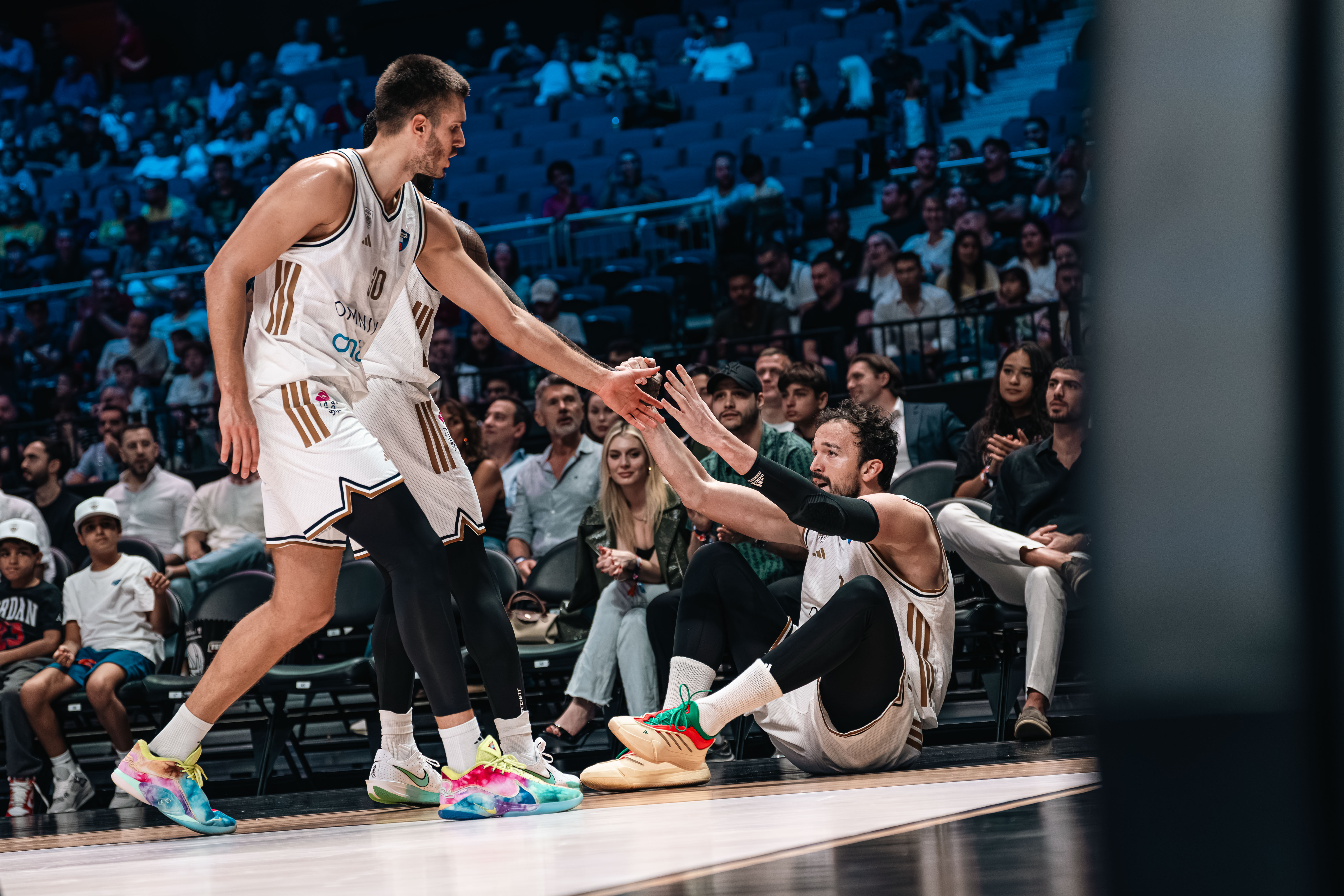 DUB - PAR > Match : ABA League